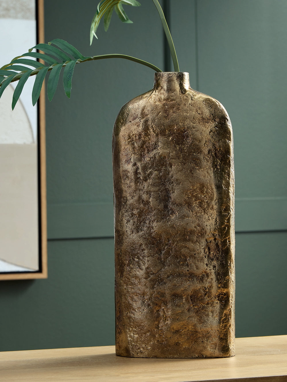 Ashley Express - Wallmond Vase — Furniture Merchandise Outlet